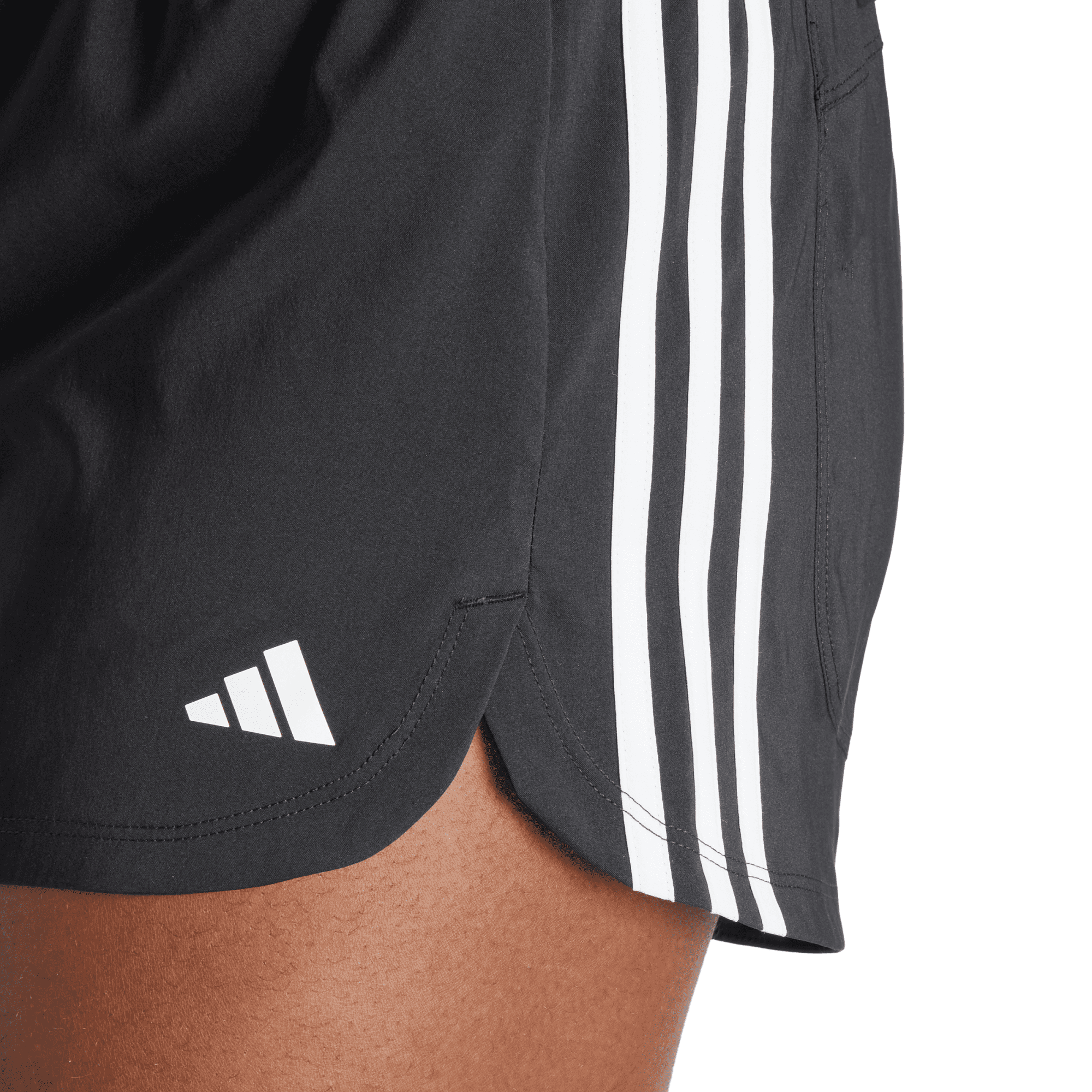 Short adidas Entrenamiento Pacer Woven Mujer IT7760