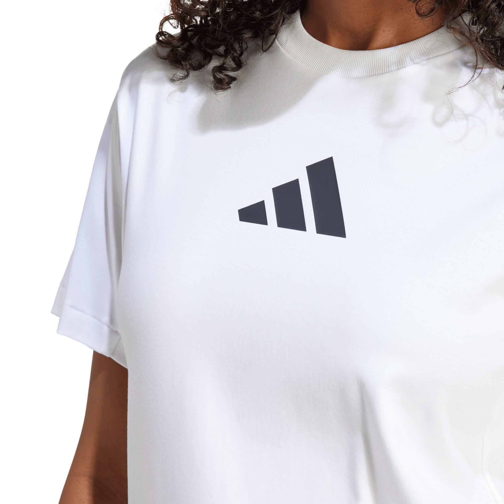 Playera adidas Casual Z.N.E. Mujer JE7857