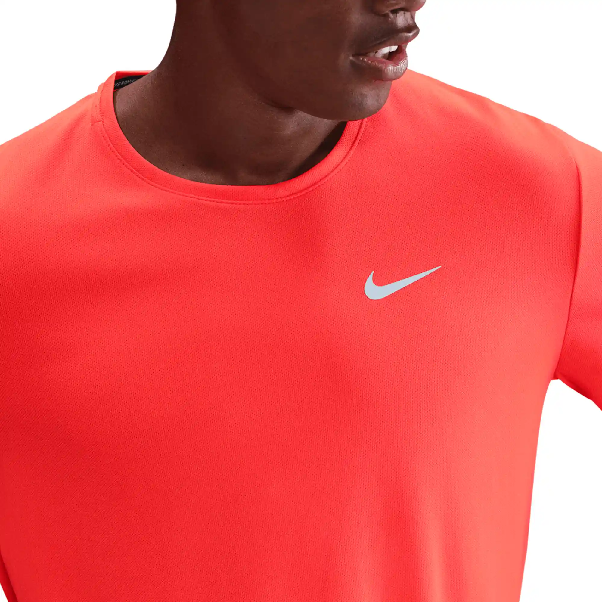 Playera Nike Correr Dri-FIT UV Miler Hombre DV9315-635